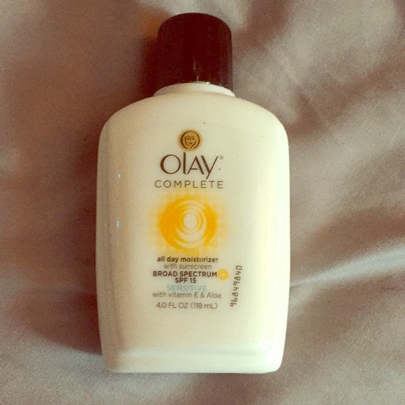 Makeup | Olay Complete All Day Moisturizer | Poshmark
